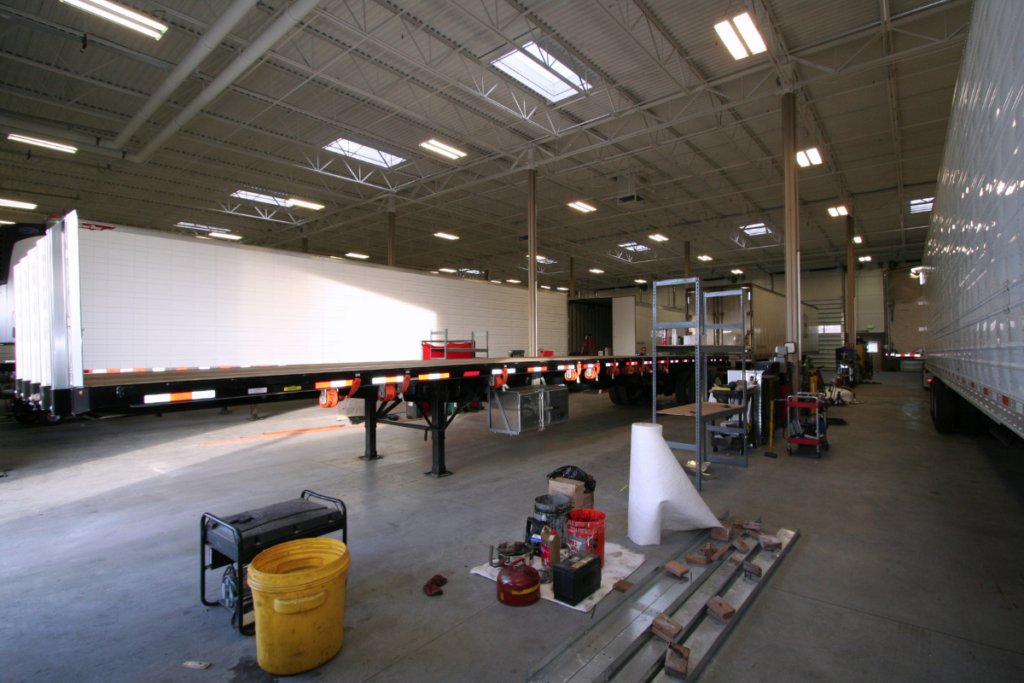 Great Dane Trailers – Gramoll Construction